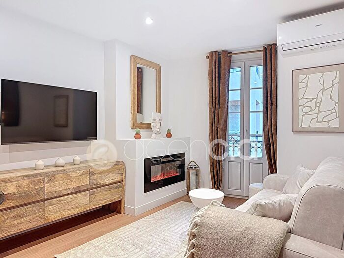 Appartement à vendre - Cannes, Suquet - 3 pièces - 2 chambres