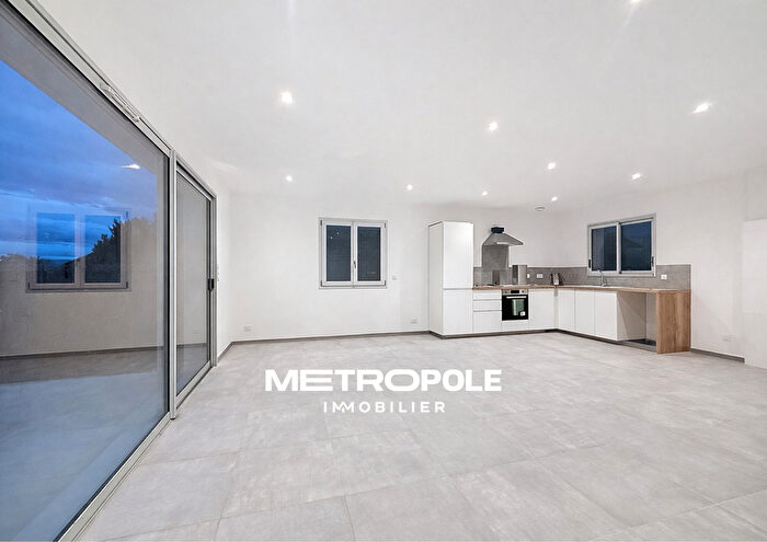 Maison à louer - Les Olmes - 4 pièces - 3 chambres