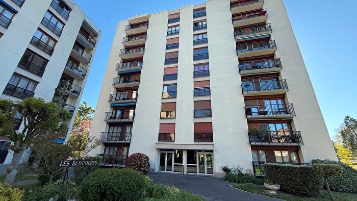 Appartement 1 pièce à Orléans, La Croix Saint-Marceau, La Mouillère, Pré Pinson, à vendre