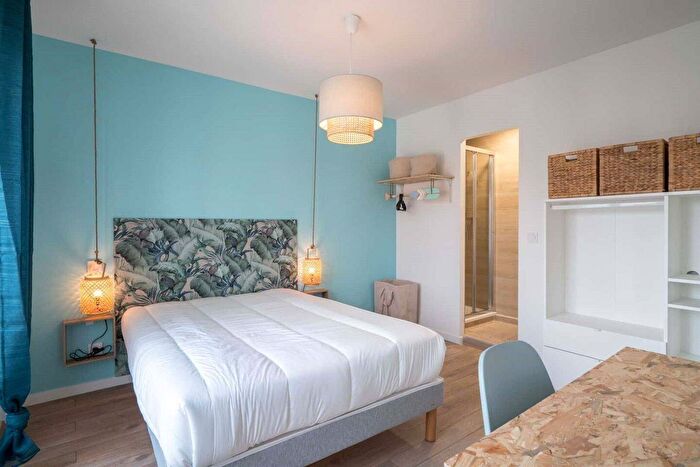 Appartement à louer - Champ de Mars, Toulon - 1 pièce