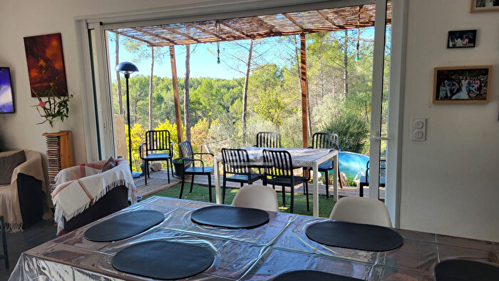 Maison à vendre - Draguignan - 7 pièces - 5 chambres