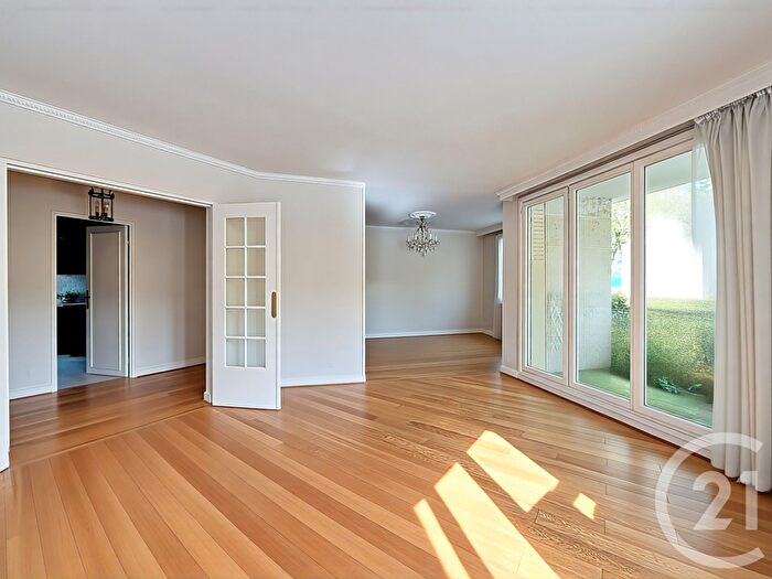 Appartement à vendre - Viroflay, Haras - 5 pièces - 3 chambres