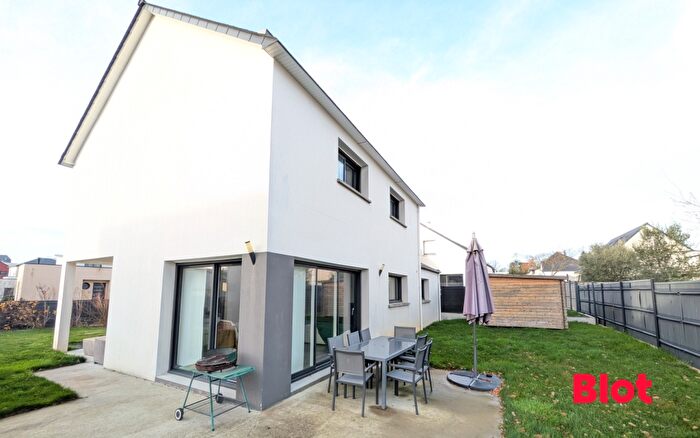 Maison à vendre - Thorigné-Fouillard - 6 pièces - 4 chambres