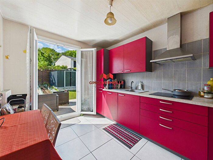 Maison à louer - Le Village, Montigny le Bretonneux - 5 pièces - 3 chambres