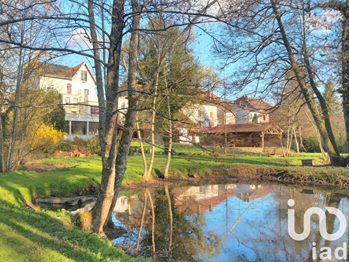 Maison à vendre - Rioz - 11 pièces - 8 chambres