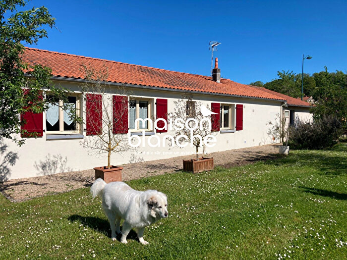 Maison 4 pièces à vendre à Nanteuil