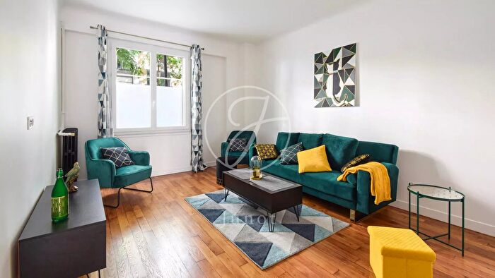 Appartement à louer - Paris e , Jules Joffrin - 1 pièce