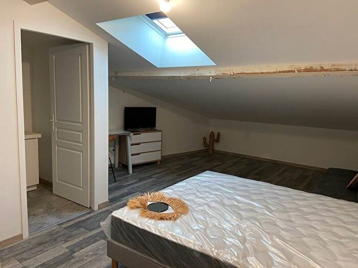 Appartement à louer - Nord Est, Luçon - 1 pièce - 1 chambre