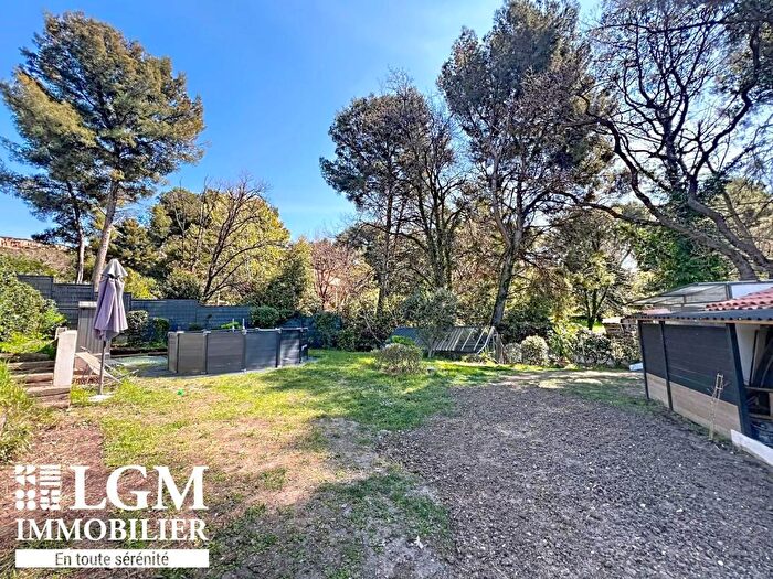 Maison à vendre - Vitrolles, Centre-ville, Roucas, Les Pins, Le Liourat - 5 pièces - 4 chambres