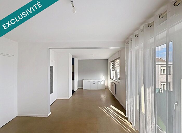 Appartement à vendre - Uckange - 3 pièces - 1 chambre