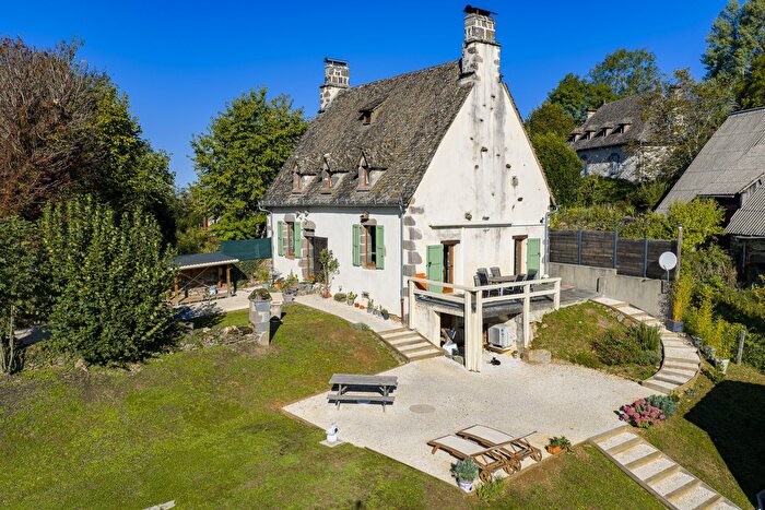 Saint-Martin-Cantalès : Maison 4 pièces à vendre