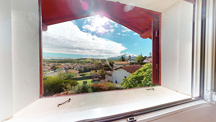 Urrugne : Maison 8 pièces à vendre