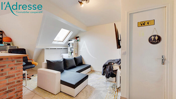 Noisy-le-Grand, Centre-ville : Appartement 2 pièces à vendre