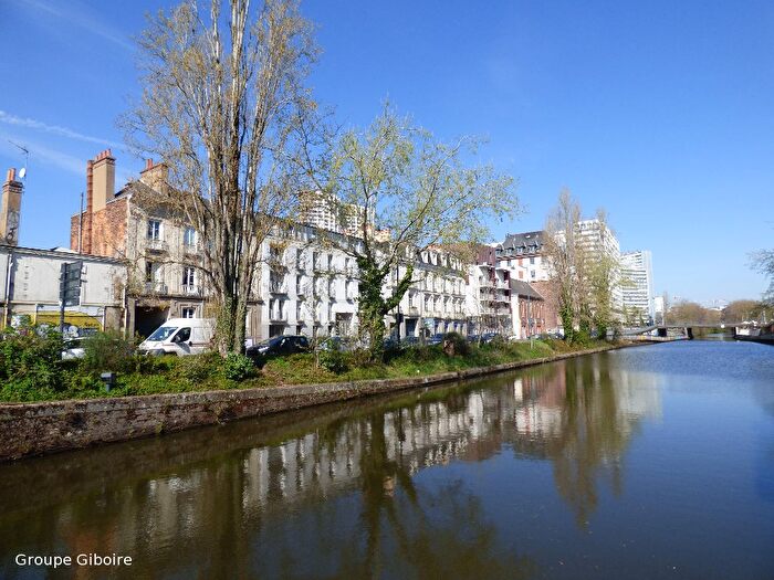 Appartement à louer - Quartiers Ouest, Bourg lEvesque - 3 pièces - 2 chambres