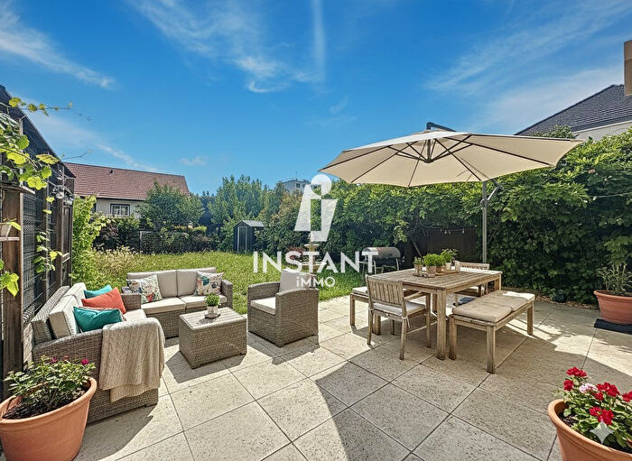 Maison à vendre - Créteil, Bas du Mont-Mesly - 6 pièces - 5 chambres