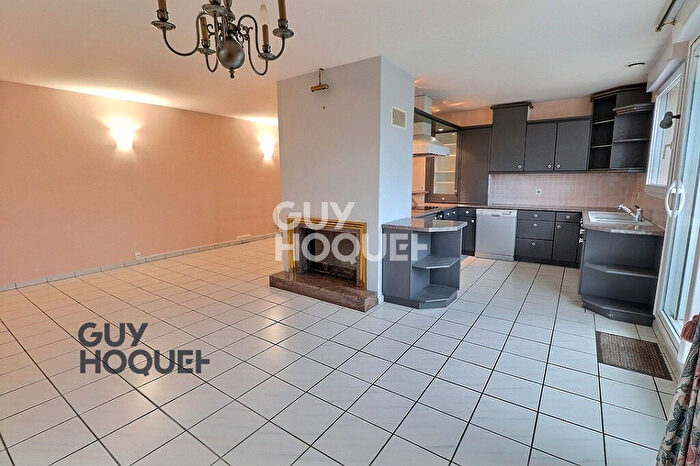 Appartement à vendre - Bernay - 3 pièces - 2 chambres