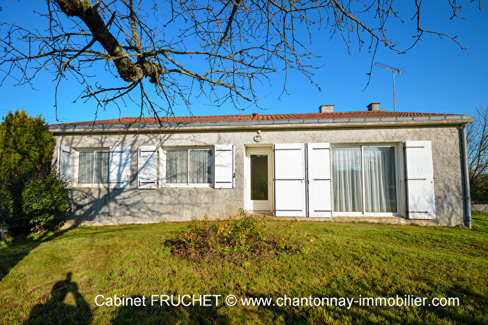 Maison à vendre - Bazoges-en-Pareds - 4 pièces - 3 chambres