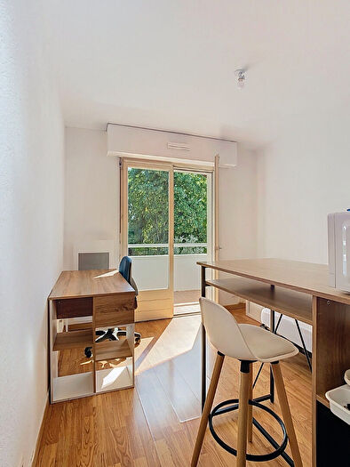 Appartement 1 pièce à Nantes, Hauts-Pavés, Saint-Pasquier, Saint-Félix, Université, à louer