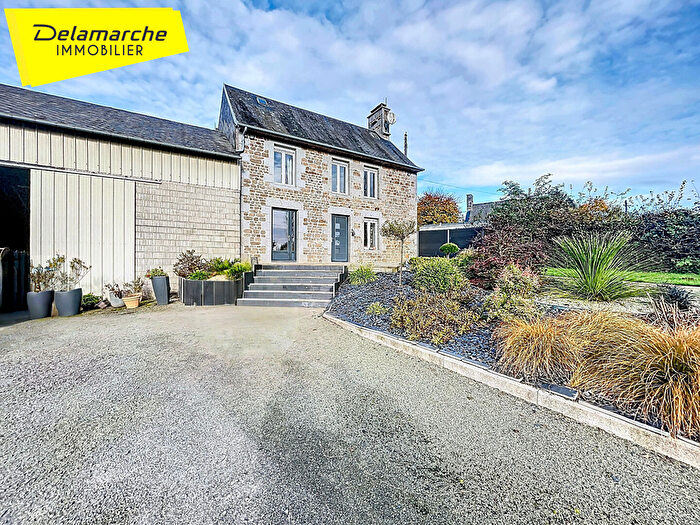 Maison à vendre - La Chaise-Baudouin - 6 pièces - 5 chambres