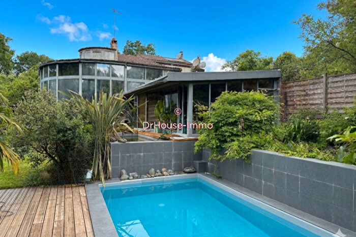 Maison 5 pièces à vendre à Fargues-Saint-Hilaire