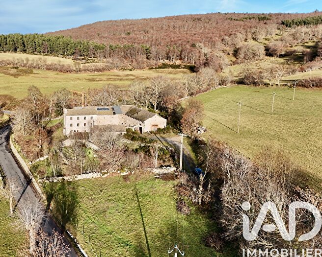 Maison à vendre - Estables - 13 pièces - 5 chambres