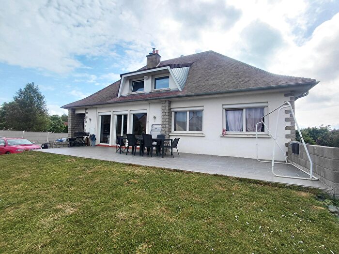 Gesnes-le-Gandelin : Maison 6 pièces à vendre