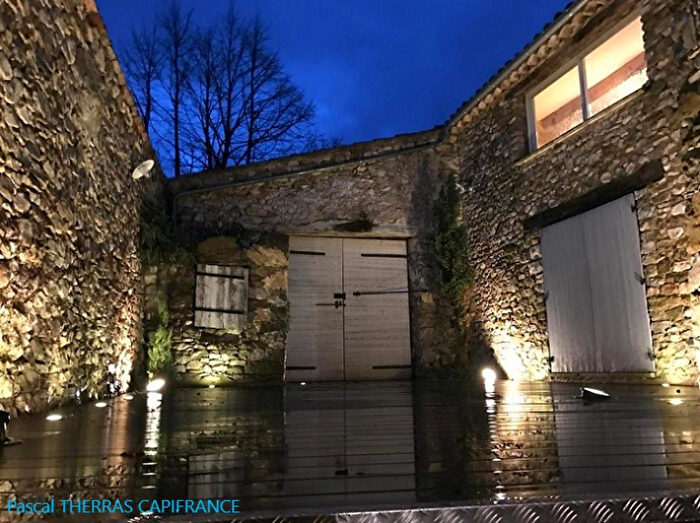 Maison à vendre - Savoillan - 4 pièces - 1 chambre