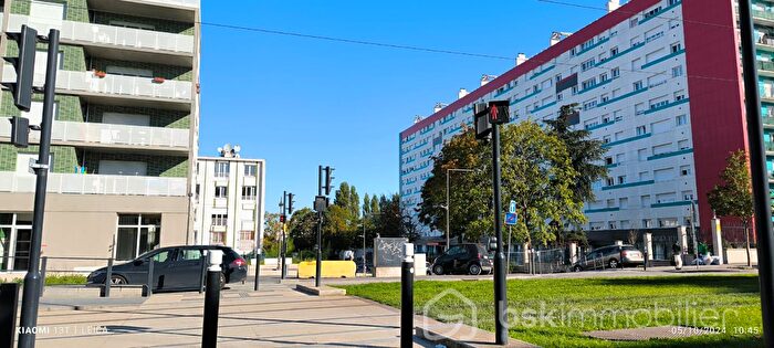 Appartement à vendre - Clichy-sous-Bois, LEtang - 3 pièces - 2 chambres