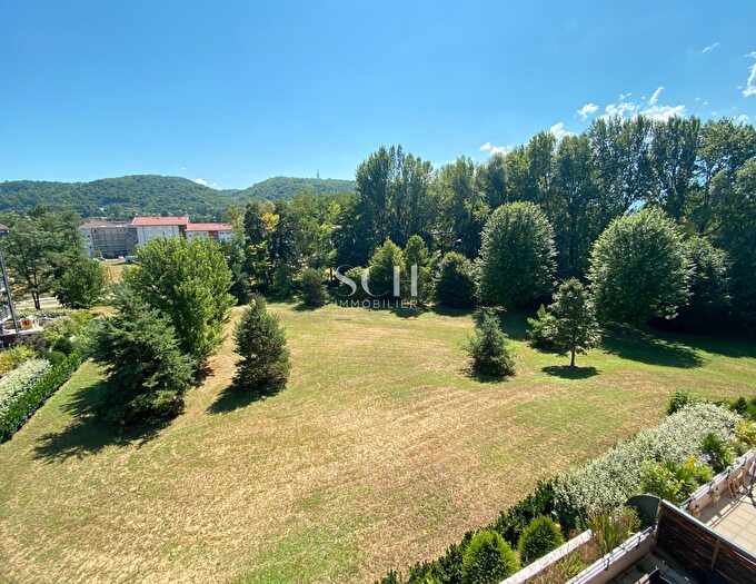 Appartement à louer - Eybens - 4 pièces - 3 chambres