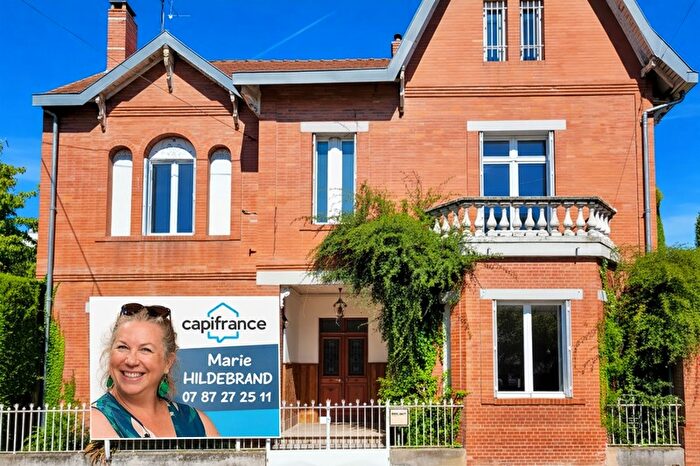 Maison à vendre - Castelsarrasin, Centre-ville - 10 pièces