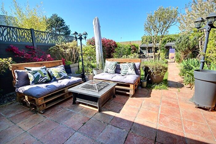 Maison 6 pièces à Élancourt, Le Gandouget, Les Arbres, Les Coudrays, à vendre