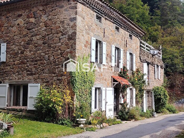 Maison à vendre - Saint-Pierre-sur-Doux - 8 pièces - 5 chambres