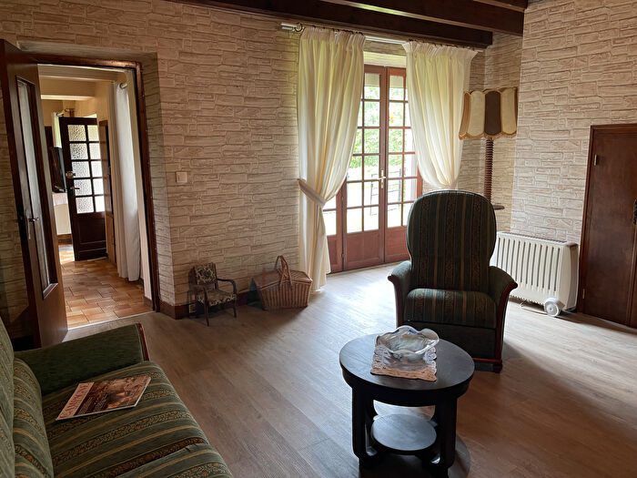 Maison à vendre - Mézières-sur-Issoire - 4 pièces - 3 chambres