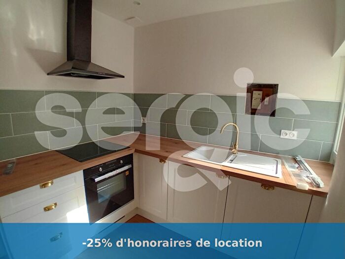 Saint-Jean-des-Mauvrets : Maison 3 pièces à louer