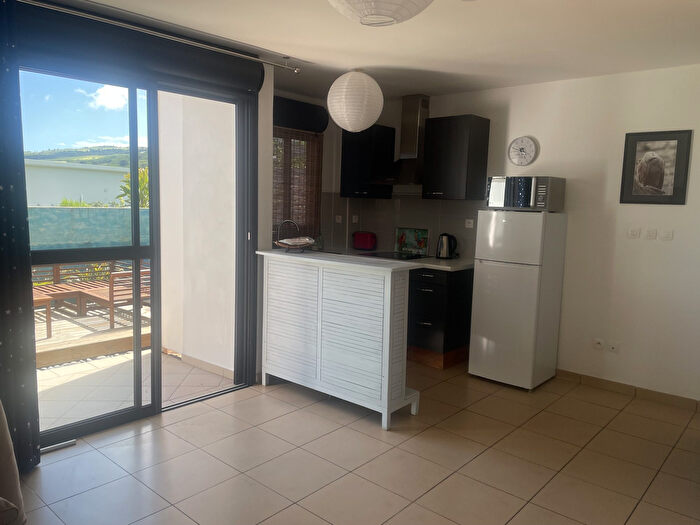 Appartement à vendre - Les Avirons, Centre-ville, Bois de Nèfles, Le Ruisseau - 1 pièce