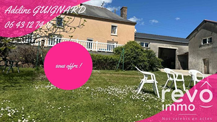 Maison à vendre - Cholet, Bretagne - 7 pièces - 4 chambres