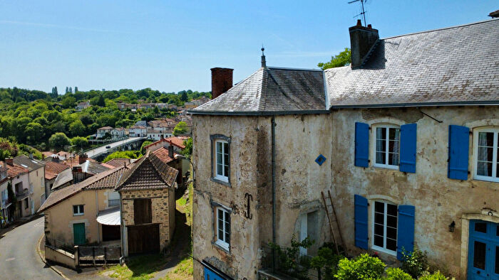 LIsle-Jourdain : Maison 6 pièces à vendre