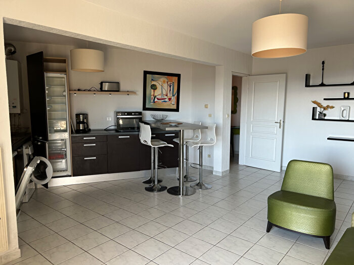 Appartement à louer - Nice, Saint-Antoine - 2 pièces - 1 chambre