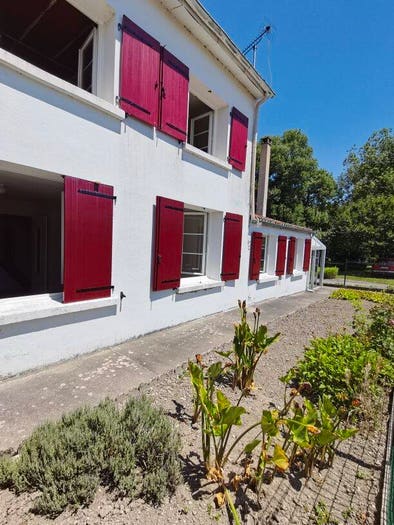 Maison 3 pièces à louer à Chermignac