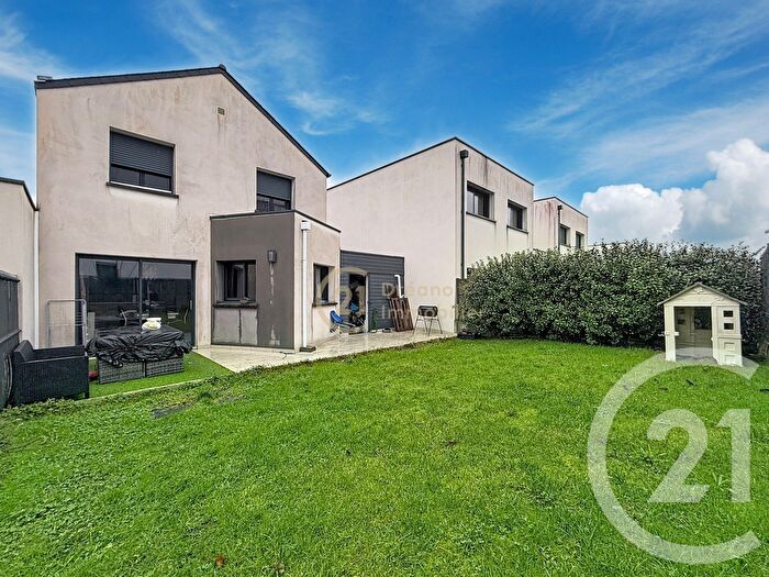 Maison à vendre - Orgères - 5 pièces - 3 chambres