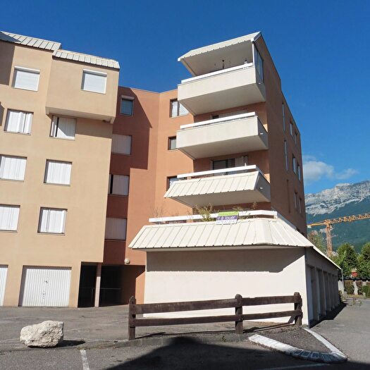 Appartement 2 pièces à Échirolles, Village, La Commanderie, à louer