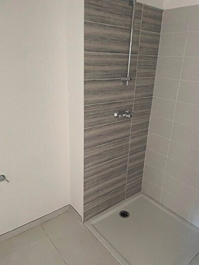 Appartement à vendre - Valergues - 4 pièces - 3 chambres