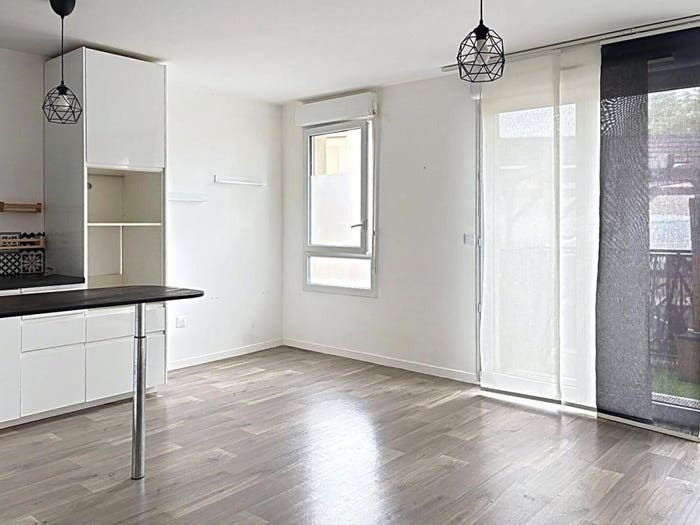 Appartement 3 pièces à vendre à Dammarie-les-Lys, Château Gaillard, Roles, Justice