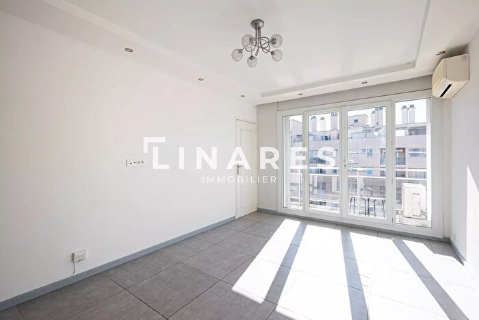 Appartement 3 pièces à vendre à Marseille 4ème, Les Chartreux