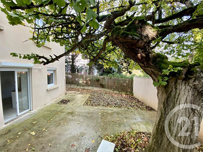 Maison à louer - Oullins, Glacière, Montmein - 4 pièces - 3 chambres