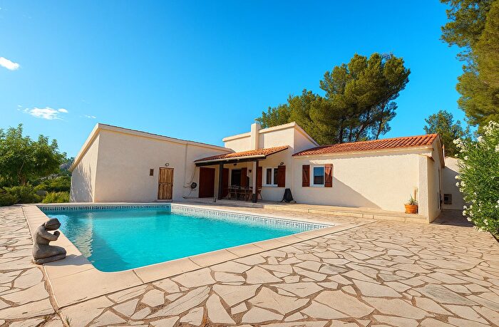 Maison à vendre - Pouzols-Minervois - 5 pièces - 3 chambres