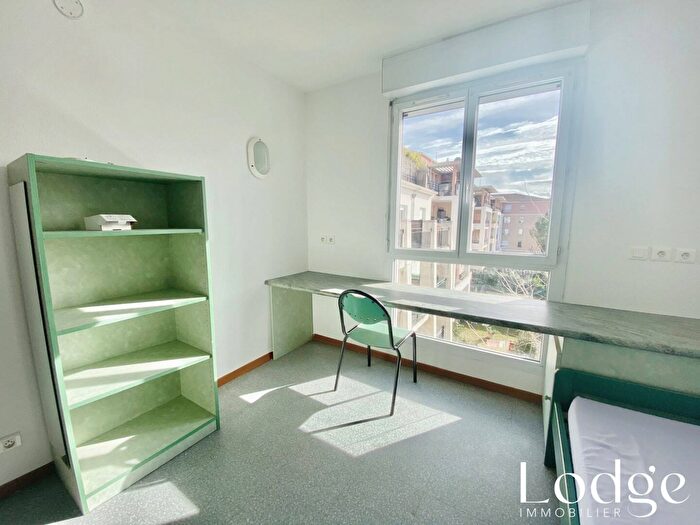 Appartement à louer - Aix-en-Provence - 1 pièce