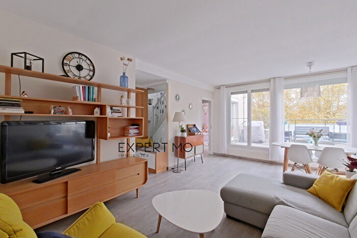 Appartement à vendre - Lognes - 4 pièces - 3 chambres