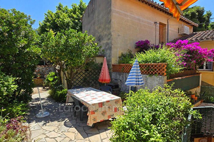 Maison à vendre - Laroque-des-Albères - 5 pièces - 4 chambres