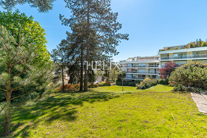 Appartement 5 pièces à vendre à Sèvres, Croix-Bosset, Monesse, Brancas